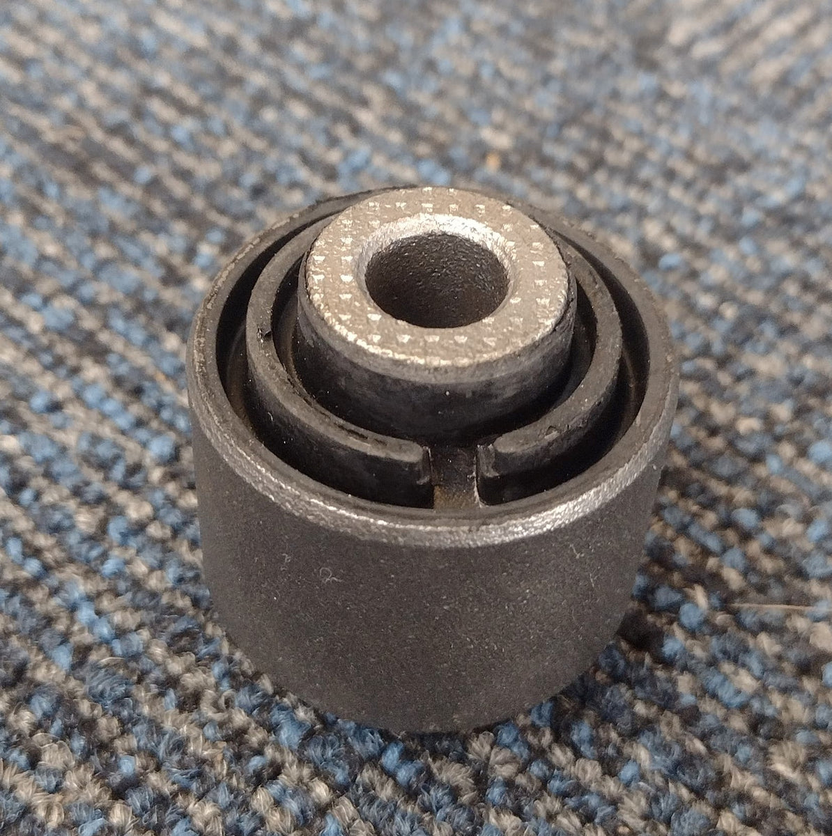 Rover 45 / MG ZS Rear Lower Arm Bush RGX100361 (Arm to Damper ...